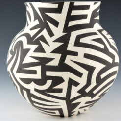 Native American Pottery - New - King Galleries - Scottsdale & Santa Fe
