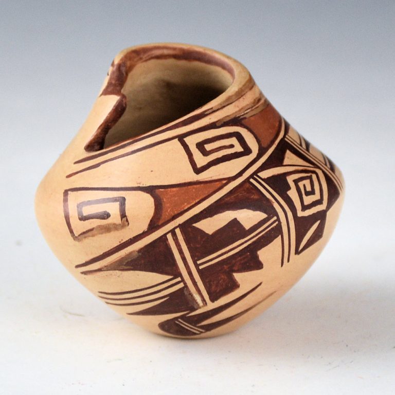 Native American Pottery - King Galleries - Scottsdale & Santa Fe