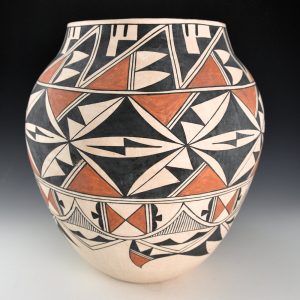 King Galleries - Native American - Fine Art - Pueblo Pottery